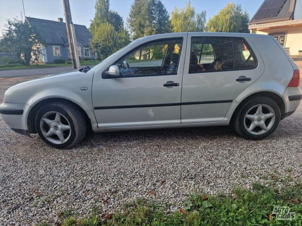 Volkswagen Golf 2000 Anykščiai, ar dzinēja tilpumu 1.90 L un nobraukumu 328 tūkst. km par 600 €, foto 3 vietnē AUTOMOTO.COM.LV