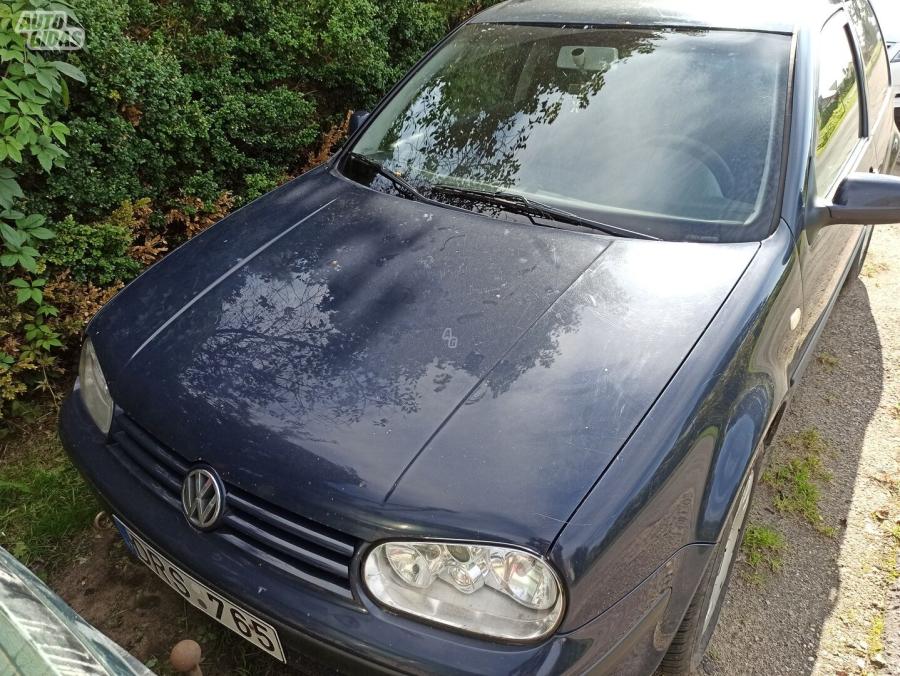 Volkswagen Golf 2000 in Vilnius, with an engine capacity of 1.40 L and mileage of 198 thousand km for 300 €, photo 5 on AUTOMOTO.COM.LV