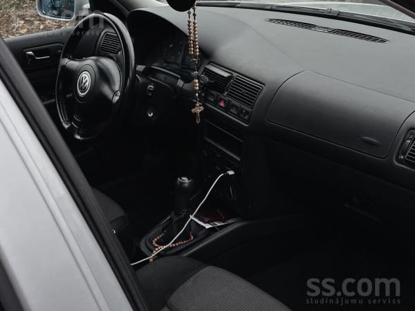 Volkswagen Golf 2001 Daugavpils, ar dzinēja tilpumu 1.90 L un nobraukumu 357 tūkst. km par 2200 €, foto 5 vietnē AUTOMOTO.COM.LV