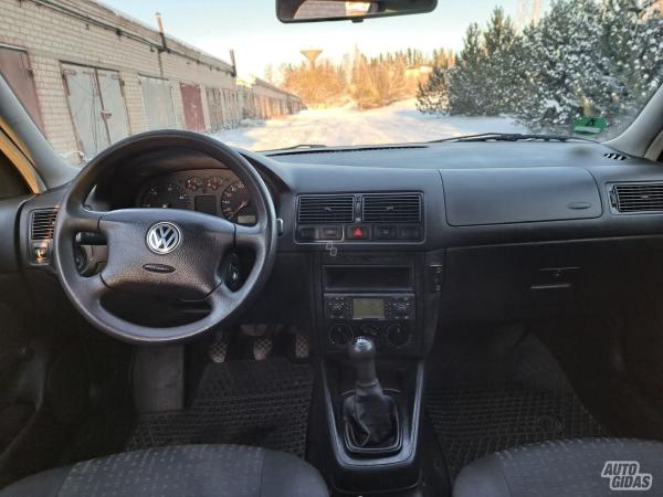 Volkswagen Golf 2001 Akmenė, ar dzinēja tilpumu 1.90 L un nobraukumu 290 tūkst. km par 950 €, foto 8 vietnē AUTOMOTO.COM.LV