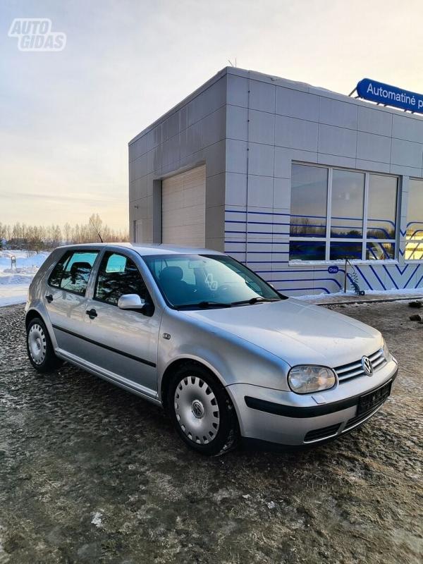 Volkswagen Golf 2001 Viļņa, ar dzinēja tilpumu 1.90 L un nobraukumu 396 tūkst. km par 1250 €, foto 1 vietnē AUTOMOTO.COM.LV