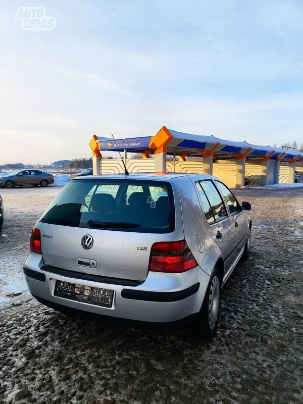 Volkswagen Golf 2001 Viļņa, ar dzinēja tilpumu 1.90 L un nobraukumu 396 tūkst. km par 1250 €, foto 10 vietnē AUTOMOTO.COM.LV