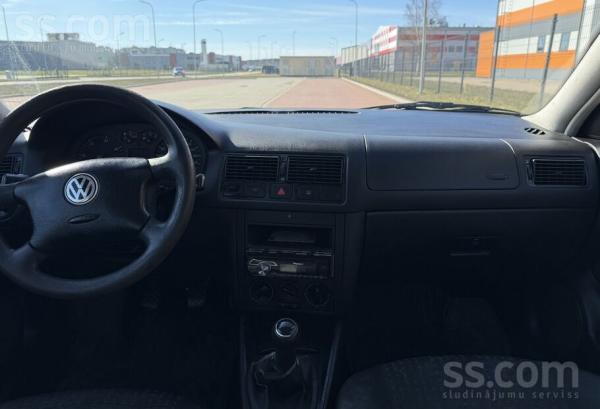 Volkswagen Golf 2001 Ventspils, ar dzinēja tilpumu 1.90 L un nobraukumu 393 tūkst. km par 950 €, foto 6 vietnē AUTOMOTO.COM.LV
