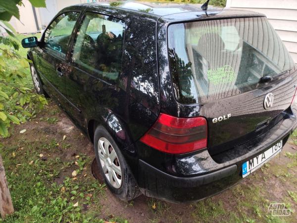 Volkswagen Golf 2001 Šauļi, ar dzinēja tilpumu 1.60 L un nobraukumu 269 tūkst. km par 999 €, foto 2 vietnē AUTOMOTO.COM.LV
