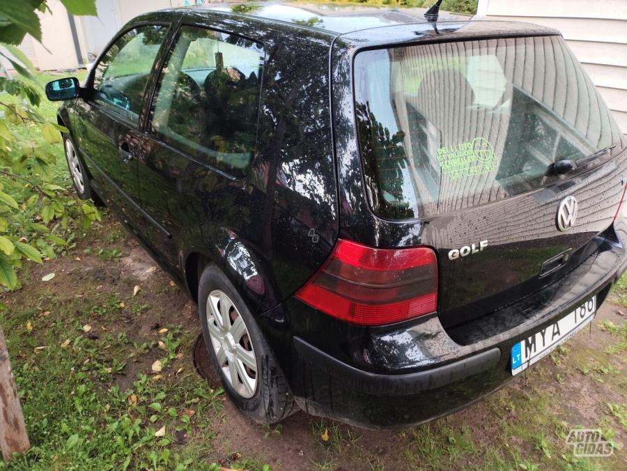 Volkswagen Golf 2001 Šauļi, ar dzinēja tilpumu 1.60 L un nobraukumu 269 tūkst. km par 999 €, foto 3 vietnē AUTOMOTO.COM.LV