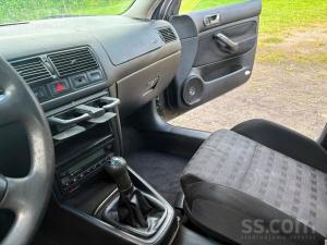 Volkswagen Golf 2001 in Riga, with an engine capacity of 1.90 L and mileage of 386 thousand km for 1400 €, photo 9 on AUTOMOTO.COM.LV