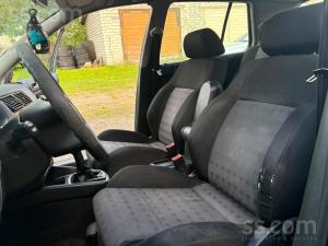 Volkswagen Golf 2001 in Riga, with an engine capacity of 1.90 L and mileage of 386 thousand km for 1400 €, photo 12 on AUTOMOTO.COM.LV
