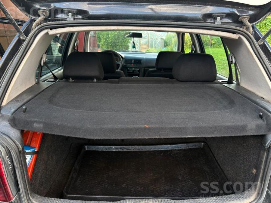 Volkswagen Golf 2001 in Riga, with an engine capacity of 1.90 L and mileage of 386 thousand km for 1400 €, photo 14 on AUTOMOTO.COM.LV