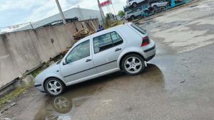 Фольксваген Гольф 2001 в Каунас, объемом двигателя 1.90 л и пробегом 320 тыс. км за 950 €, фото 4 на AUTOMOTO.COM.LV
