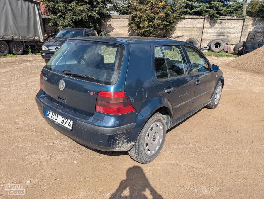 Volkswagen Golf 2001 Kauņa, ar dzinēja tilpumu 1.90 L un nobraukumu 390 tūkst. km par 690 €, foto 5 vietnē AUTOMOTO.COM.LV
