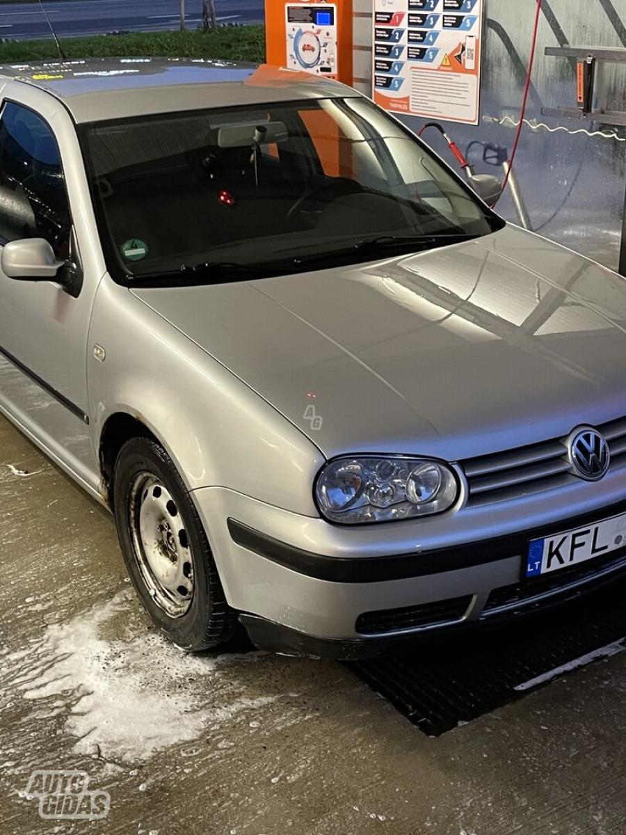 Volkswagen Golf 2001 in Vilnius, with an engine capacity of 1.90 L and mileage of 355 thousand km for 500 €, photo 1 on AUTOMOTO.COM.LV