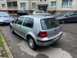 Volkswagen Golf 2001 in Vilnius, with an engine capacity of 1.90 L and mileage of 355 thousand km for 500 €, photo 8 on AUTOMOTO.COM.LV