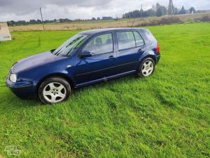 Volkswagen Golf 2001 in Kelme, with an engine capacity of 1.40 L and mileage of 325 thousand km for 850 €, photo 3 on AUTOMOTO.COM.LV
