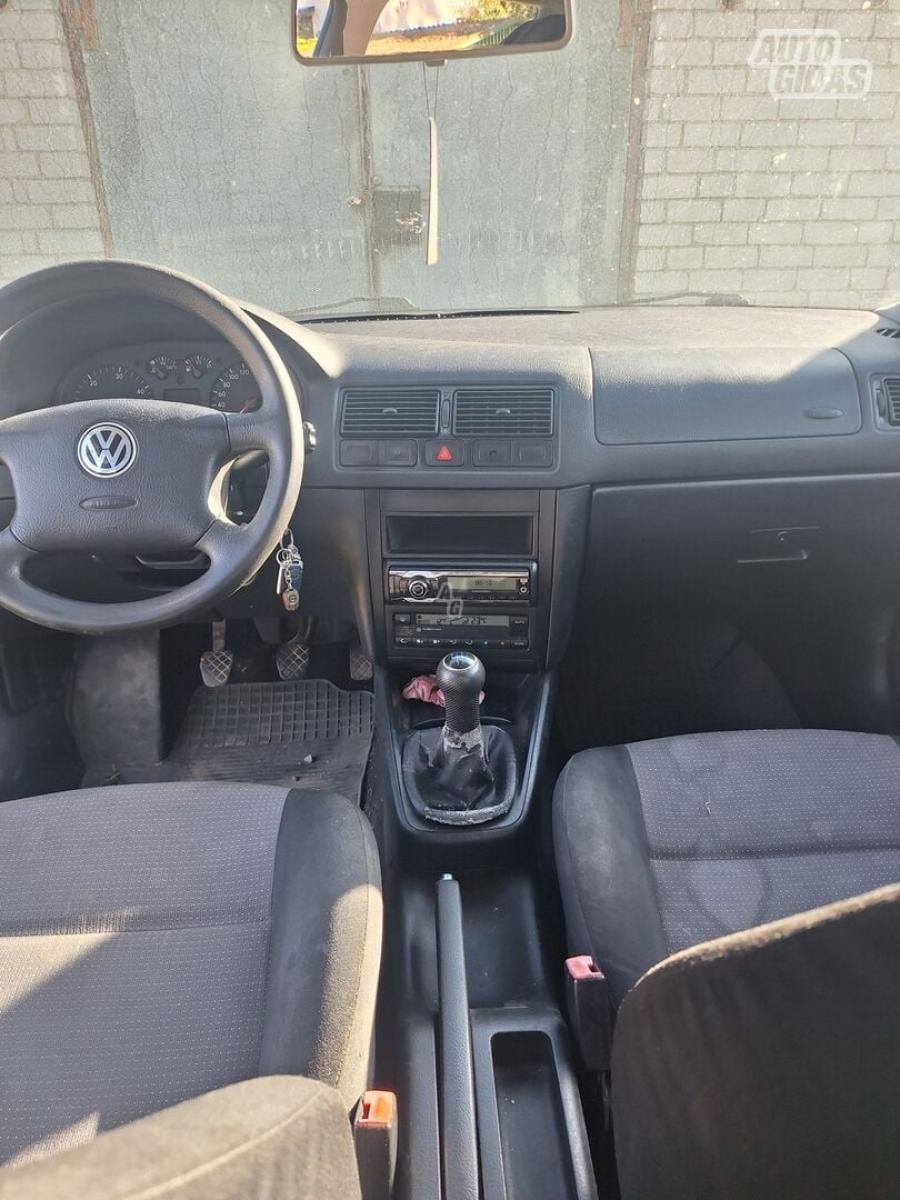 Volkswagen Golf 2001 in Birzai, with an engine capacity of 1.90 L and mileage of 260 thousand km for 570 €, photo 9 on AUTOMOTO.COM.LV