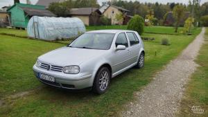 Volkswagen Golf 2001 Panevēža, ar dzinēja tilpumu 1.90 L un nobraukumu 500 tūkst. km par 800 €, foto  vietnē AUTOMOTO.COM.LV