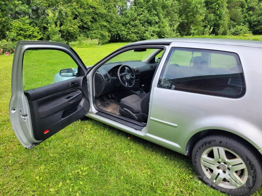 Volkswagen Golf 2002 Rīga, ar dzinēja tilpumu 1.90 L un nobraukumu 0 tūkst. km par 1800 €, foto 6 vietnē AUTOMOTO.COM.LV