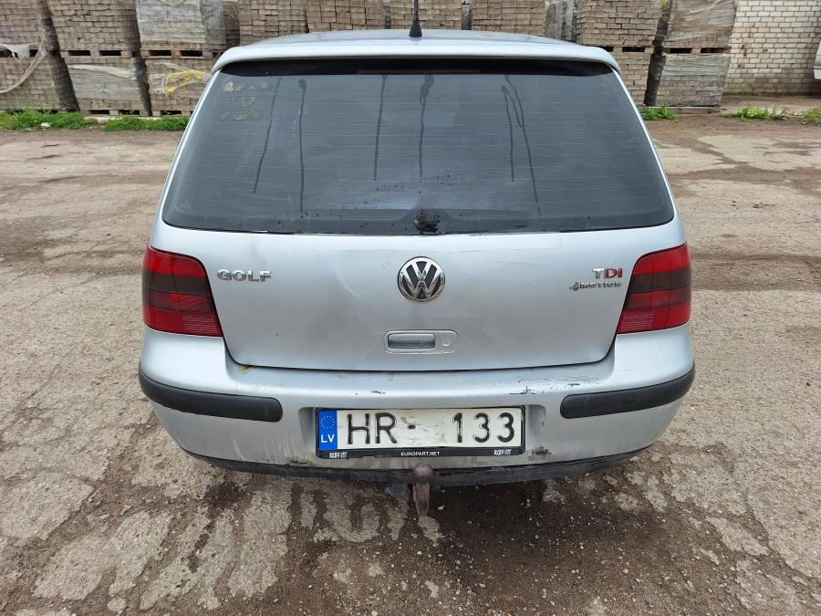 Volkswagen Golf 2002 in Liepaja, with an engine capacity of 1.90 L and mileage of 558 thousand km for 1399 €, photo 5 on AUTOMOTO.COM.LV