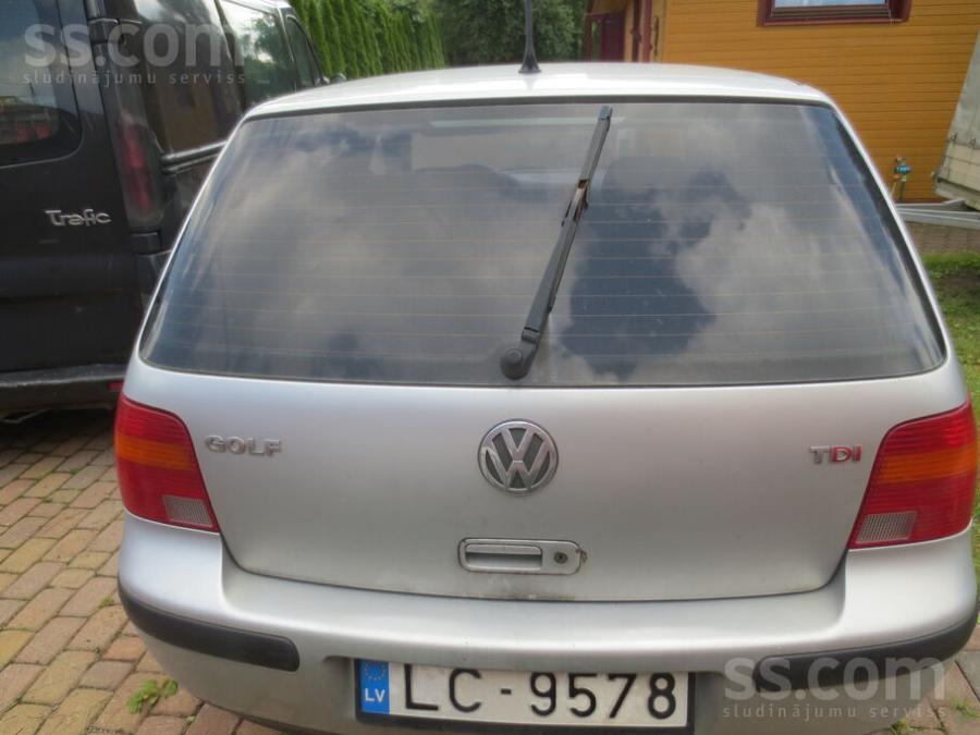 Volkswagen Golf 2002 Rīga, ar dzinēja tilpumu 1.90 L un nobraukumu 342 tūkst. km par 1300 €, foto 3 vietnē AUTOMOTO.COM.LV