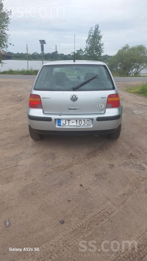 Volkswagen Golf 2002 in Riga, with an engine capacity of 1.90 L and mileage of 374 thousand km for 750 €, photo 3 on AUTOMOTO.COM.LV