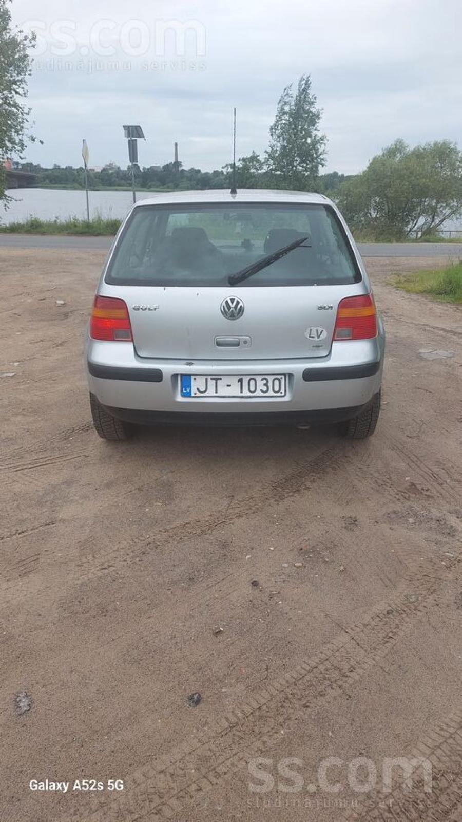 Volkswagen Golf 2002 in Riga, with an engine capacity of 1.90 L and mileage of 374 thousand km for 750 €, photo 3 on AUTOMOTO.COM.LV