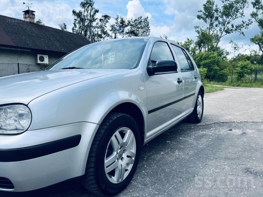 Volkswagen Golf 2002 in Daugavpils, with an engine capacity of 1.90 L and mileage of 275 thousand km for 1699 €, photo 9 on AUTOMOTO.COM.LV
