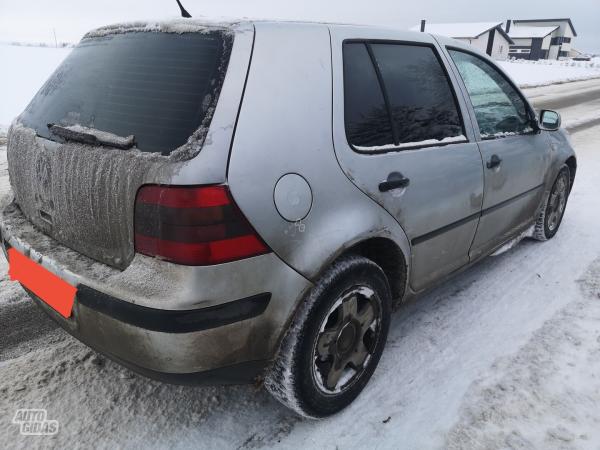 Volkswagen Golf 2002 Elektrėnai, ar dzinēja tilpumu 1.90 L un nobraukumu 402 tūkst. km par 350 €, foto 1 vietnē AUTOMOTO.COM.LV