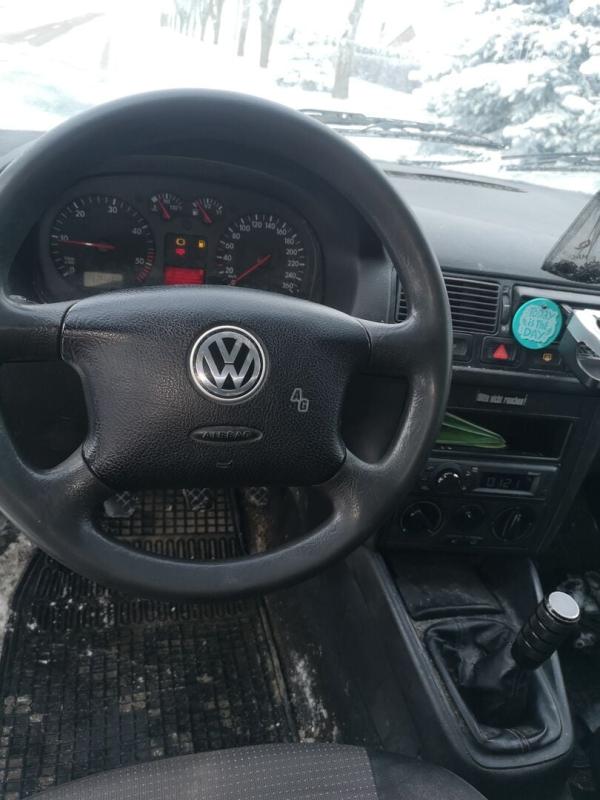 Volkswagen Golf 2002 Elektrėnai, ar dzinēja tilpumu 1.90 L un nobraukumu 402 tūkst. km par 350 €, foto 5 vietnē AUTOMOTO.COM.LV