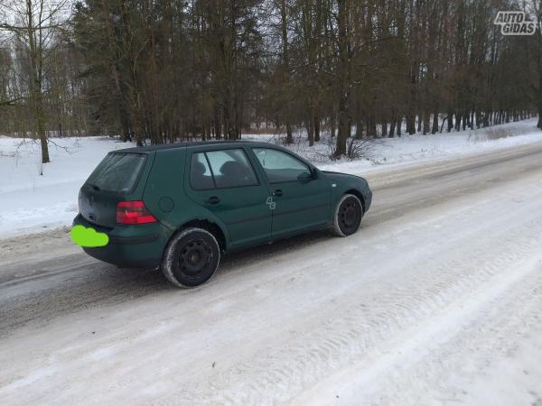 Volkswagen Golf 2002 Viļņa, ar dzinēja tilpumu 1.60 L un nobraukumu 258 tūkst. km par 950 €, foto 2 vietnē AUTOMOTO.COM.LV