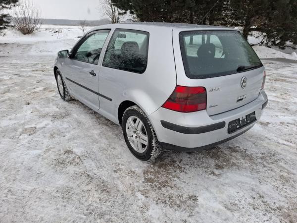 Volkswagen Golf 2002 in Alytus, with an engine capacity of 1.40 L and mileage of 264 thousand km for 1200 €, photo 4 on AUTOMOTO.COM.LV