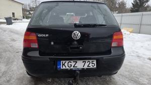 Volkswagen Golf 2002 in Prienai, with an engine capacity of 1.40 L and mileage of 215 thousand km for 500 €, photo 6 on AUTOMOTO.COM.LV