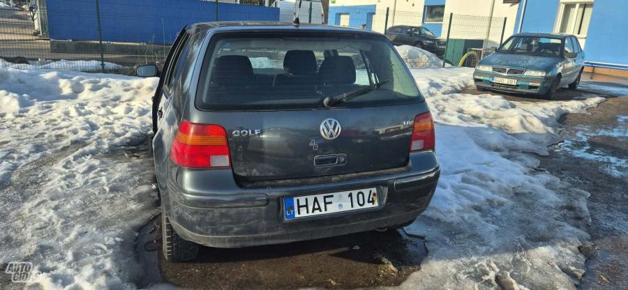Volkswagen Golf 2002 Ignalina, ar dzinēja tilpumu 1.60 L un nobraukumu 172 tūkst. km par 420 €, foto 2 vietnē AUTOMOTO.COM.LV