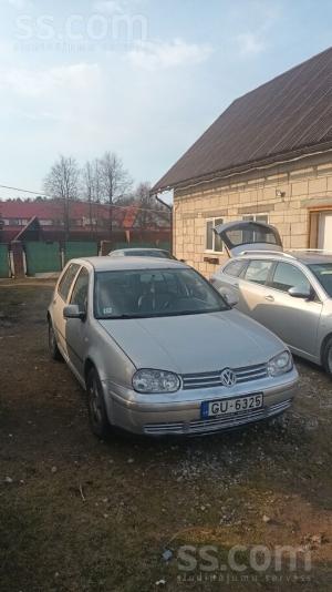 Volkswagen Golf 2002 in Ogre, with an engine capacity of 1.60 L and mileage of 280 thousand km for 550 €, photo 2 on AUTOMOTO.COM.LV