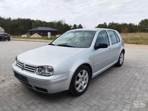 Volkswagen Golf 2002 Druskininkai, ar dzinēja tilpumu 1.60 L un nobraukumu 241 tūkst. km par 1650 €, foto 1 vietnē AUTOMOTO.COM.LV