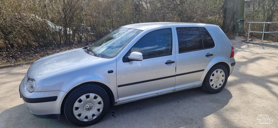Volkswagen Golf 2002 Kauņa, ar dzinēja tilpumu 1.90 L un nobraukumu 286 tūkst. km par 850 €, foto 3 vietnē AUTOMOTO.COM.LV