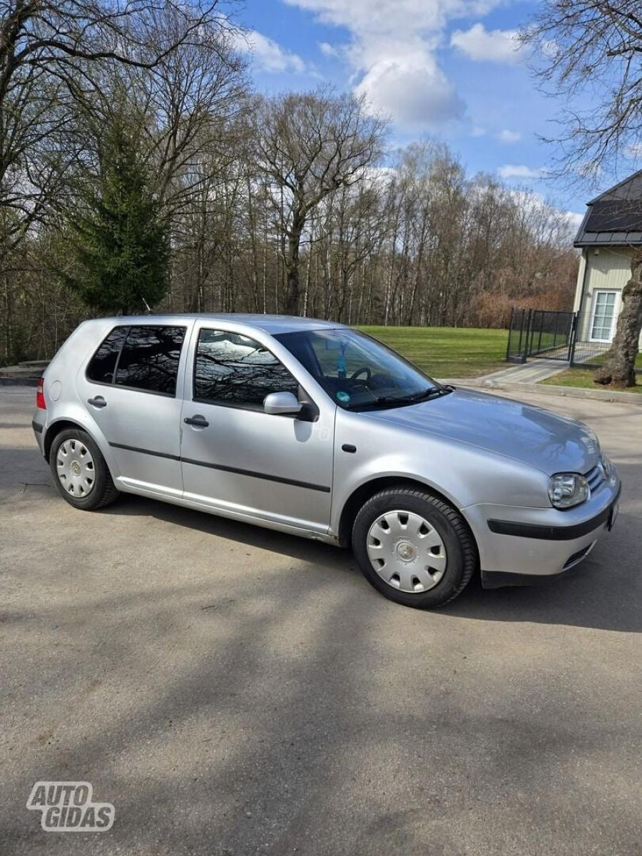 Volkswagen Golf 2002 Kauņa, ar dzinēja tilpumu 1.90 L un nobraukumu 286 tūkst. km par 850 €, foto 4 vietnē AUTOMOTO.COM.LV