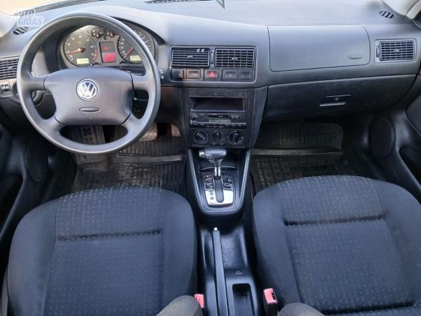 Volkswagen Golf 2002 Klaipėda, ar dzinēja tilpumu 1.60 L un nobraukumu 166 tūkst. km par 1350 €, foto 1 vietnē AUTOMOTO.COM.LV
