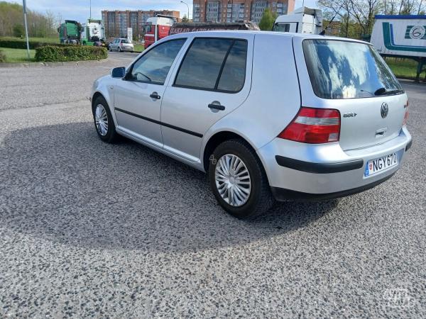 Volkswagen Golf 2002 Klaipėda, ar dzinēja tilpumu 1.60 L un nobraukumu 166 tūkst. km par 1350 €, foto 5 vietnē AUTOMOTO.COM.LV