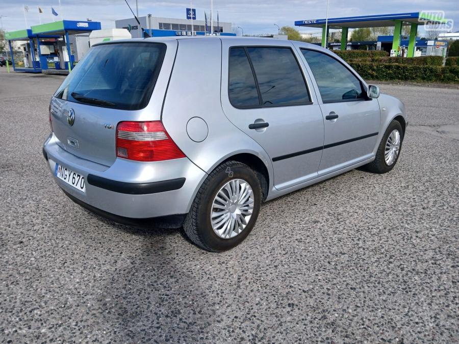 Volkswagen Golf 2002 Klaipėda, ar dzinēja tilpumu 1.60 L un nobraukumu 166 tūkst. km par 1350 €, foto 8 vietnē AUTOMOTO.COM.LV
