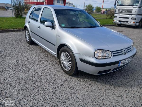 Volkswagen Golf 2002 Klaipėda, ar dzinēja tilpumu 1.60 L un nobraukumu 166 tūkst. km par 1350 €, foto 9 vietnē AUTOMOTO.COM.LV