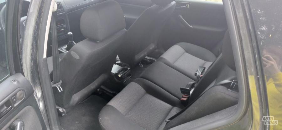 Volkswagen Golf 2002 Viļņa, ar dzinēja tilpumu 1.90 L un nobraukumu 223 tūkst. km par 1000 €, foto 6 vietnē AUTOMOTO.COM.LV