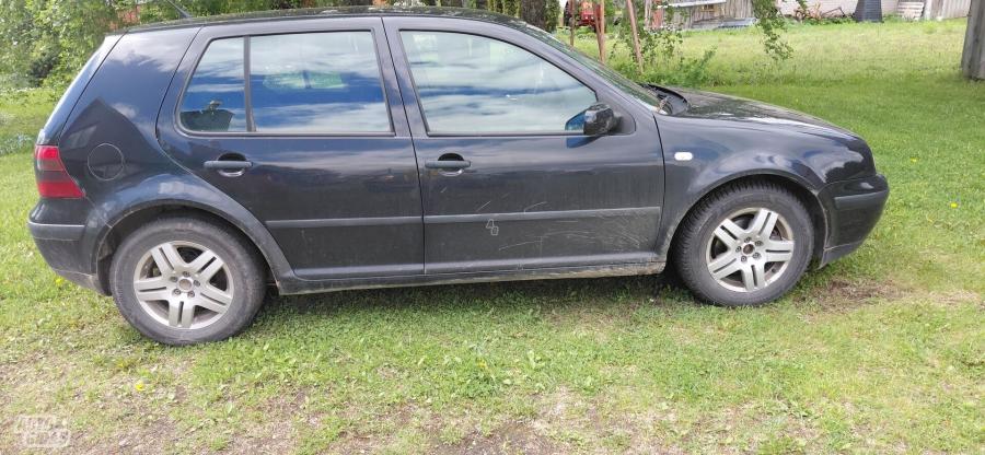 Volkswagen Golf 2002 Viļņa, ar dzinēja tilpumu 1.90 L un nobraukumu 223 tūkst. km par 1000 €, foto 9 vietnē AUTOMOTO.COM.LV