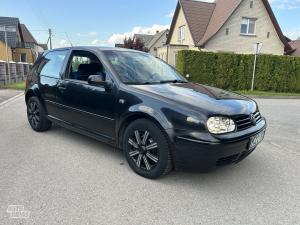 Volkswagen Golf 2002 in Vilkaviskis, with an engine capacity of 1.40 L and mileage of 319 thousand km for 650 €, photo  on AUTOMOTO.COM.LV
