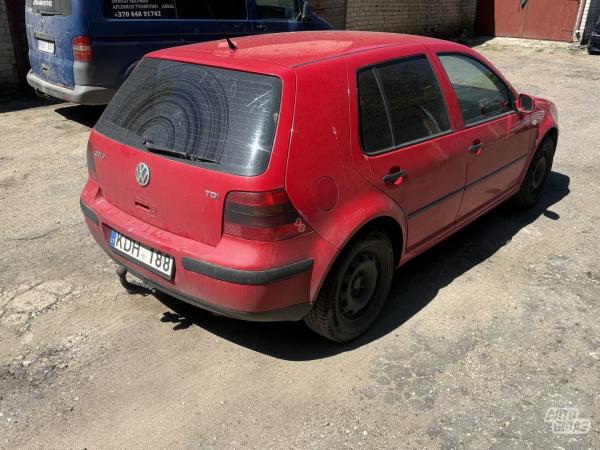 Volkswagen Golf 2002 Plungė, ar dzinēja tilpumu 1.90 L un nobraukumu 350 tūkst. km par 400 €, foto 3 vietnē AUTOMOTO.COM.LV