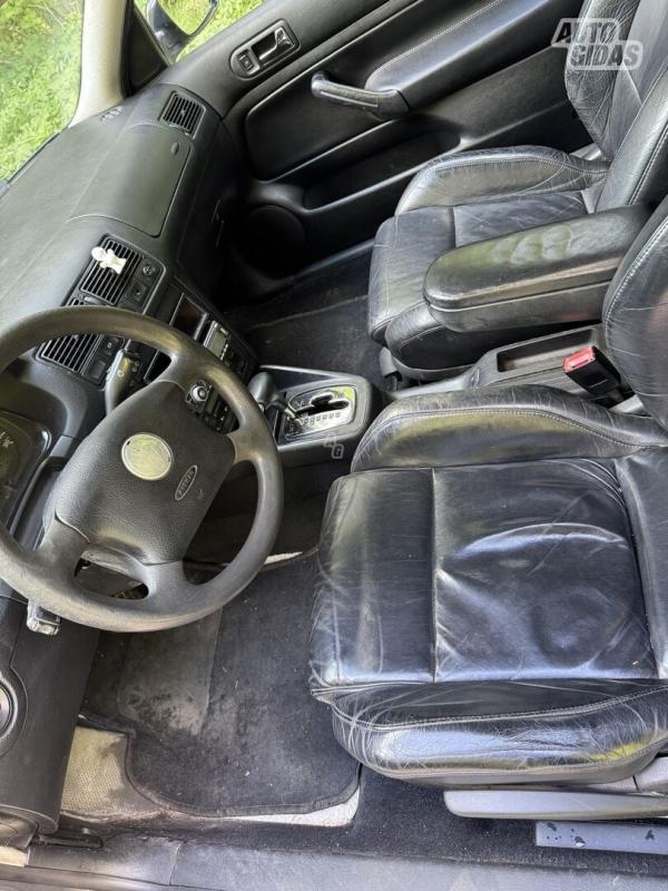 Volkswagen Golf 2002 in Vilnius, with an engine capacity of 1.90 L and mileage of 310 thousand km for 550 €, photo 7 on AUTOMOTO.COM.LV
