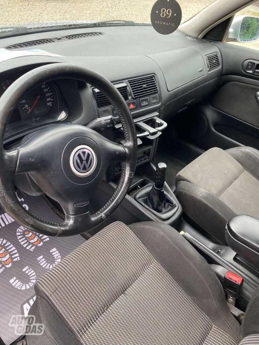 Volkswagen Golf 2002 in Kretinga, with an engine capacity of 1.90 L and mileage of 333 thousand km for 1050 €, photo 6 on AUTOMOTO.COM.LV