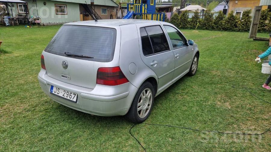Volkswagen Golf 2002 Rīga, ar dzinēja tilpumu 1.90 L un nobraukumu 380 tūkst. km par 1200 €, foto 4 vietnē AUTOMOTO.COM.LV