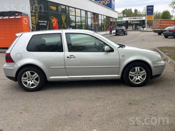 Volkswagen Golf 2002 Rīga, ar dzinēja tilpumu 1.90 L un nobraukumu 339 tūkst. km par 1850 €, foto 7 vietnē AUTOMOTO.COM.LV