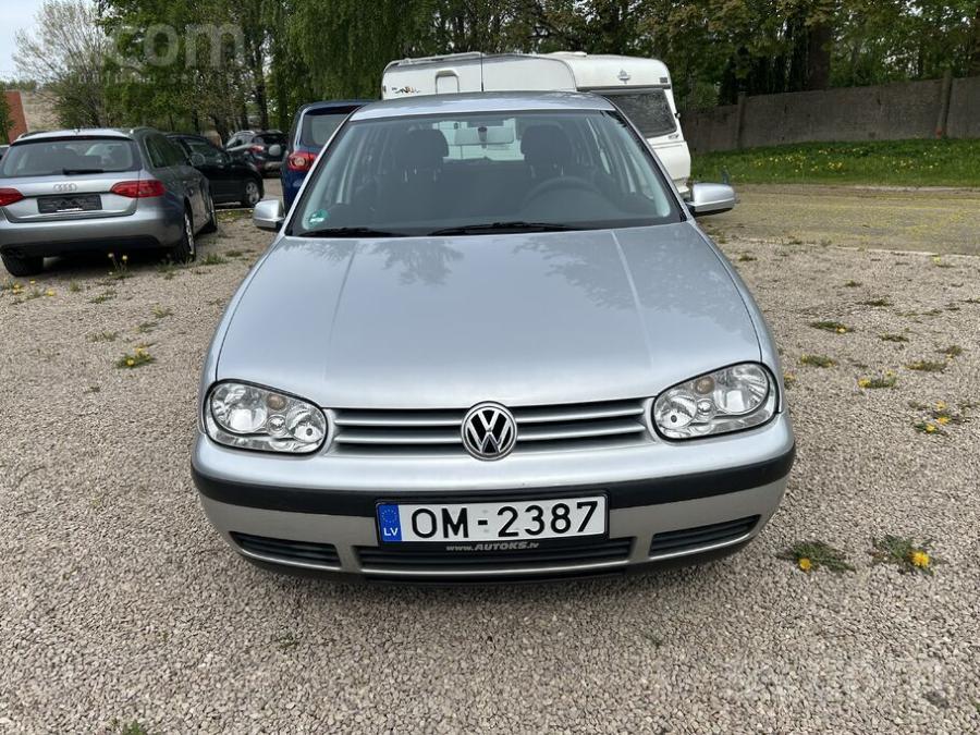 Volkswagen Golf 2002 Limbaži, ar dzinēja tilpumu 1.90 L un nobraukumu 261 tūkst. km par 3050 €, foto 3 vietnē AUTOMOTO.COM.LV