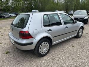 Volkswagen Golf 2002 Limbaži, ar dzinēja tilpumu 1.90 L un nobraukumu 261 tūkst. km par 3050 €, foto 5 vietnē AUTOMOTO.COM.LV