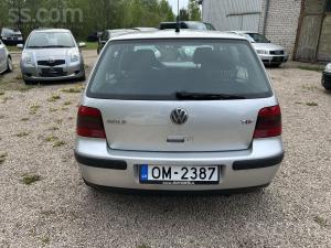 Volkswagen Golf 2002 Limbaži, ar dzinēja tilpumu 1.90 L un nobraukumu 261 tūkst. km par 3050 €, foto 6 vietnē AUTOMOTO.COM.LV